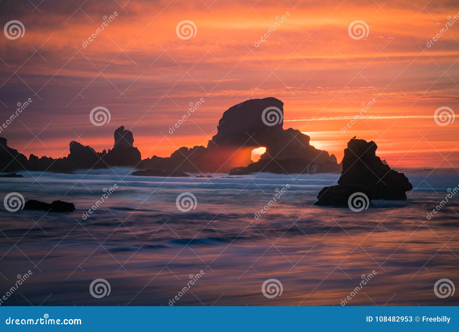 Sunset Behind Arch at Oregon Coast USA Stock Image - Image of america ...