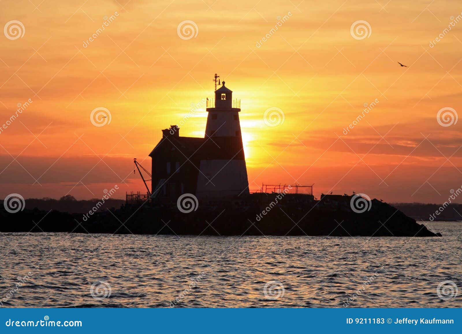 Sunset Behind Execution Rocks Lighthouse Stock Image - Image of ...