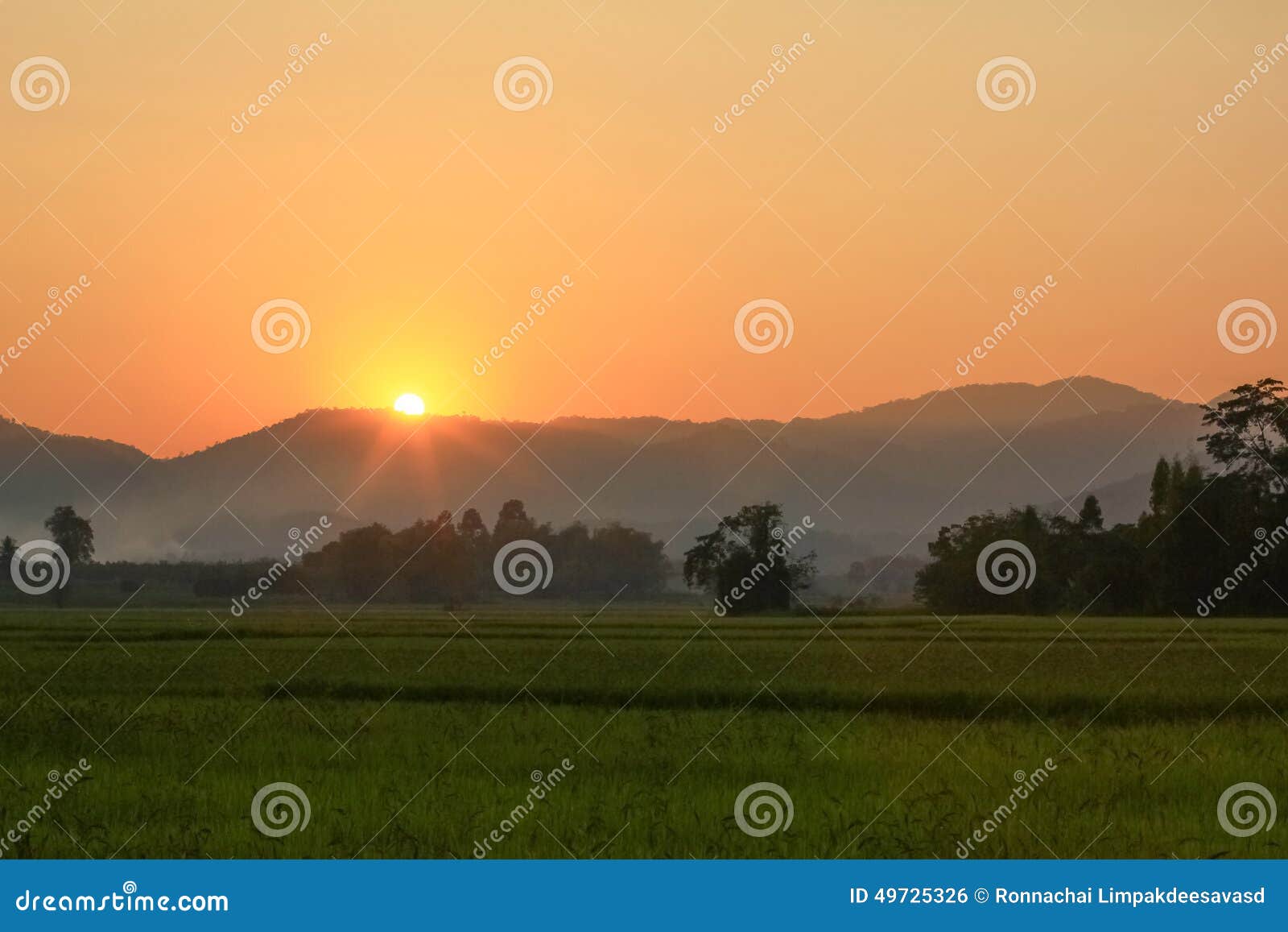 Sunset behind mountains stock photo. Image of horizon - 49725326