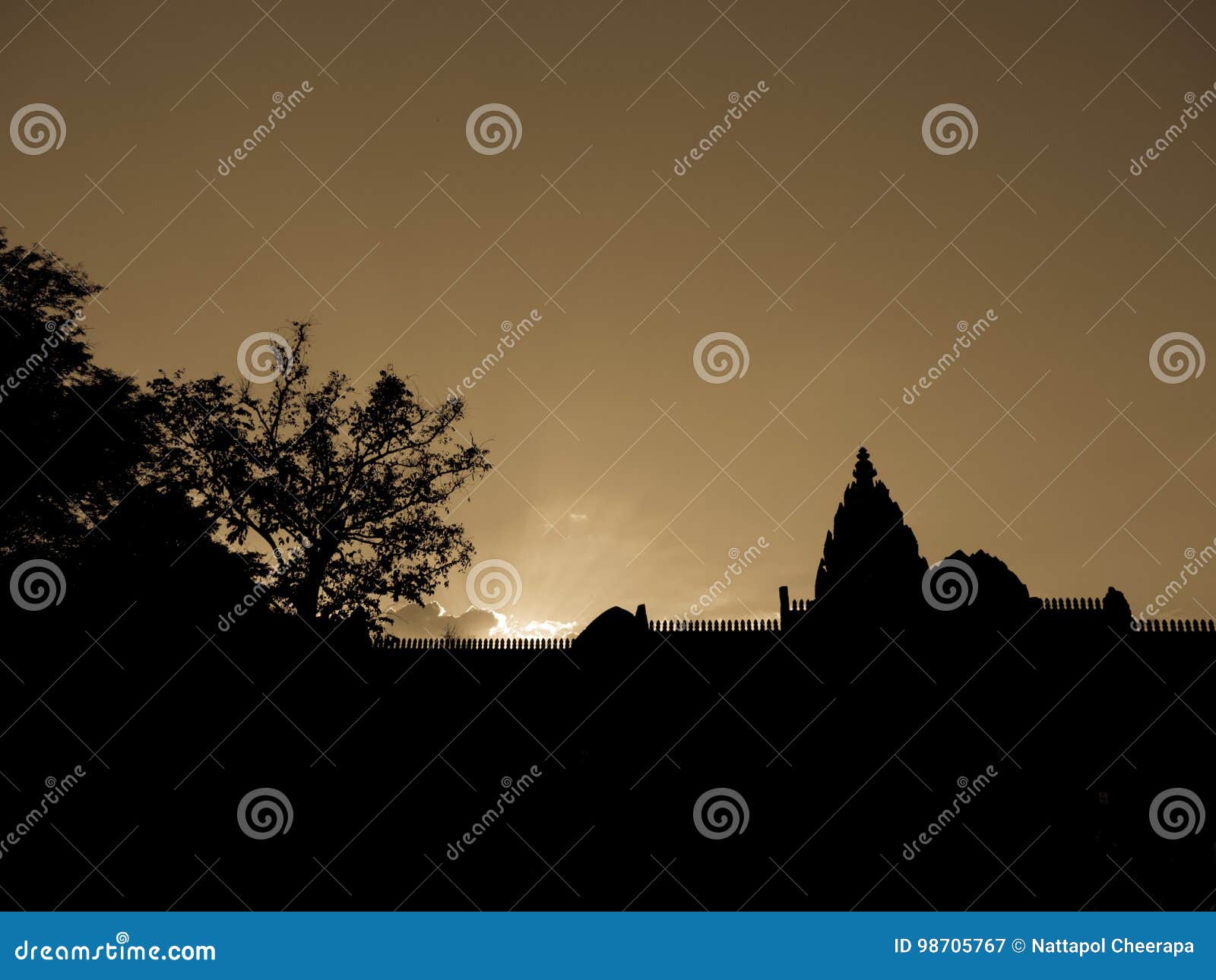 Sunset at Castle Rook a Silhouette Stock Image - Image of black, admire ...