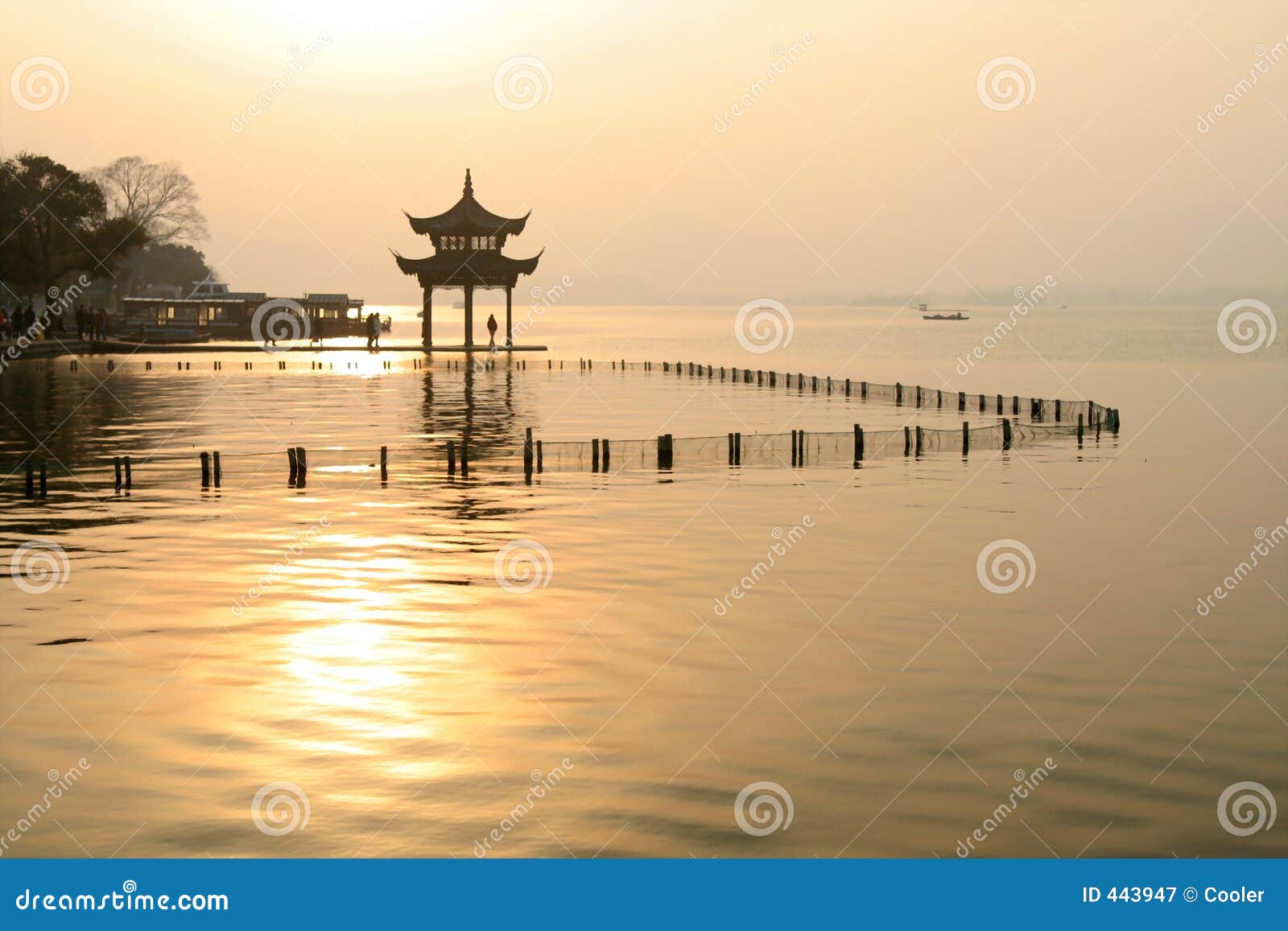 Sunset on Chinese lake stock image. Image of still, quiet - 443947