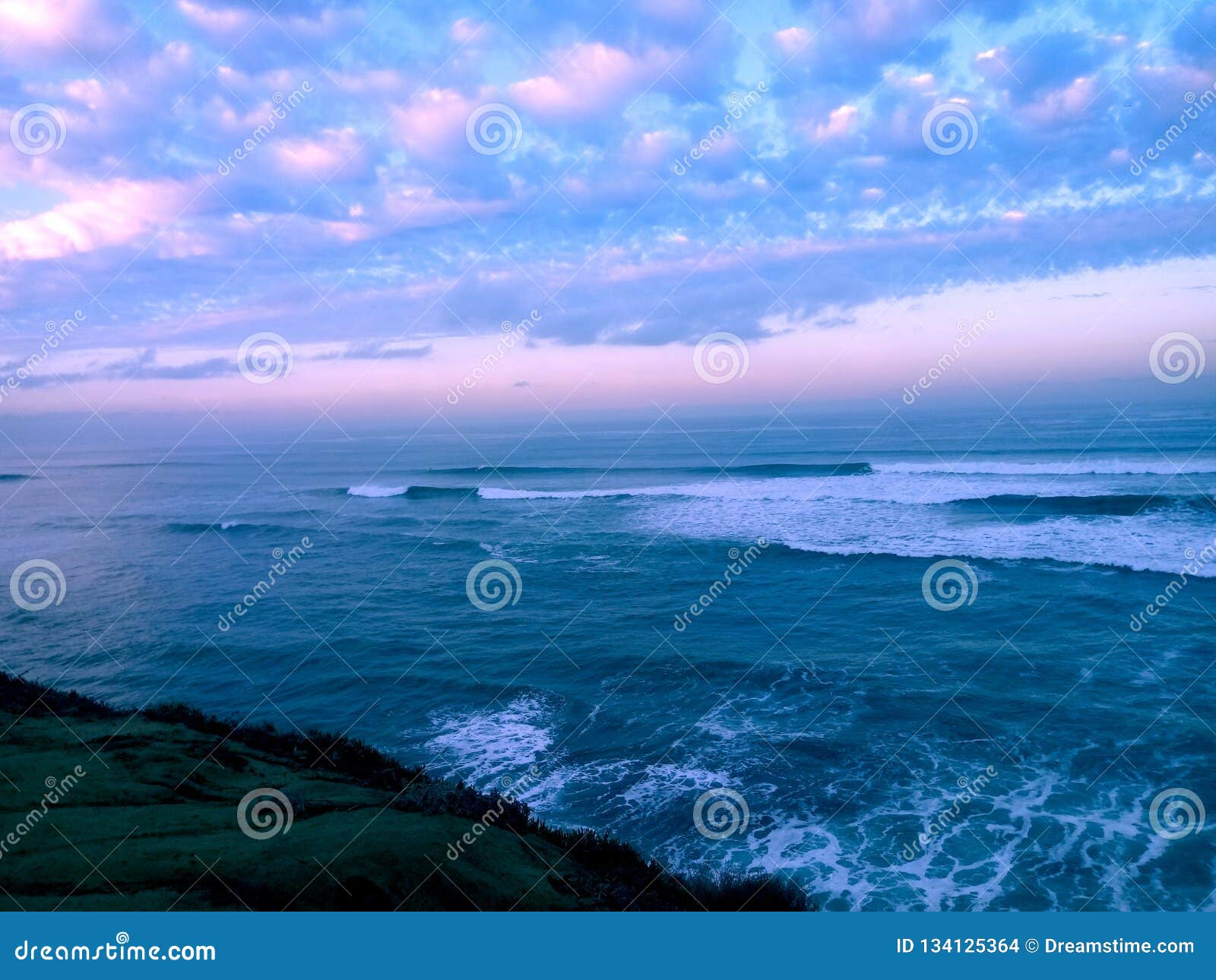 Sunset cliffs stock photo. Image of cliffs, sunriseorginsl - 134125364