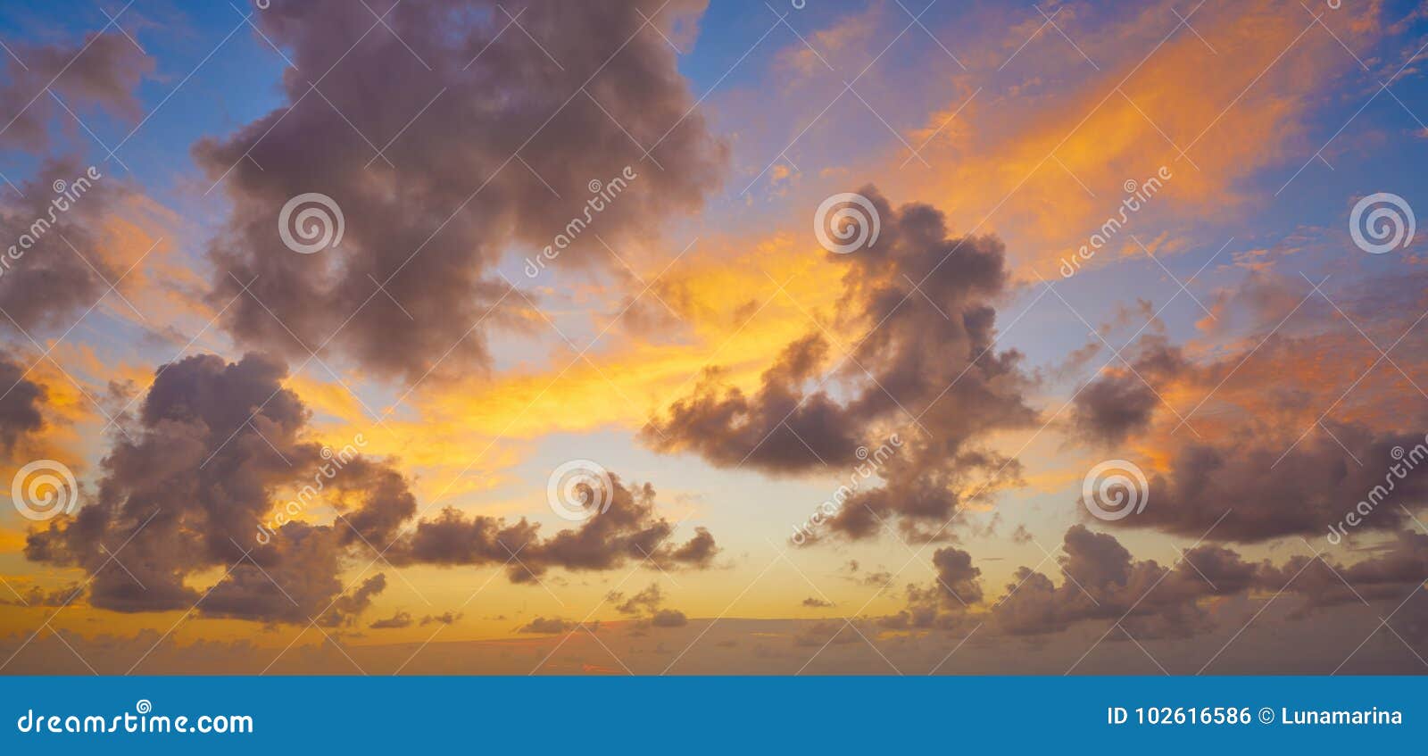 Sunset Colorful Dramatic Sky Clouds Stock Photo - Image of beautiful ...