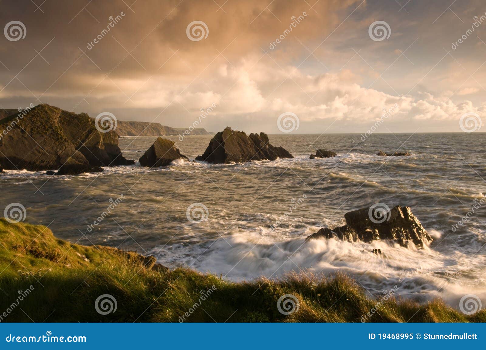 Sunset in Cornwall stock image. Image of clouds, vacation - 19468995