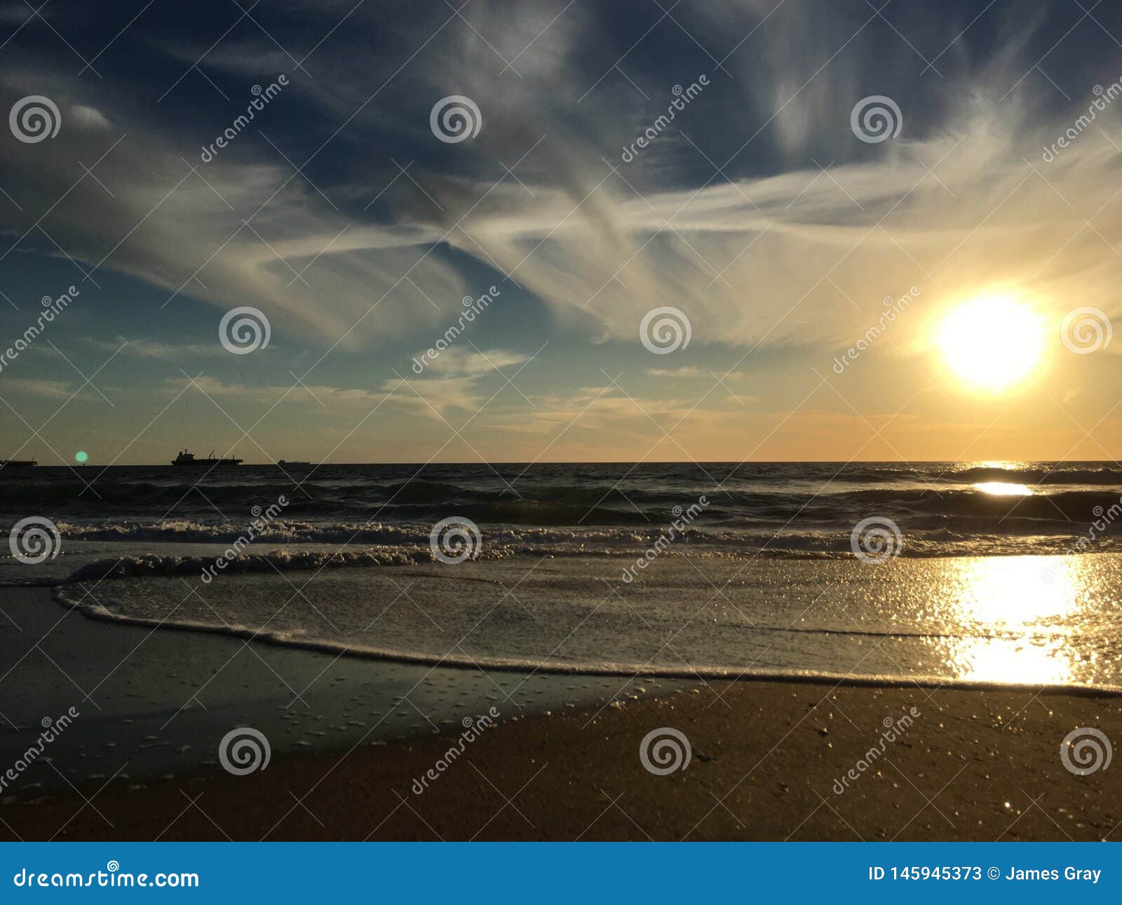 Sunset at Dockweiler Beach stock image. Image of dockweiler - 145945373