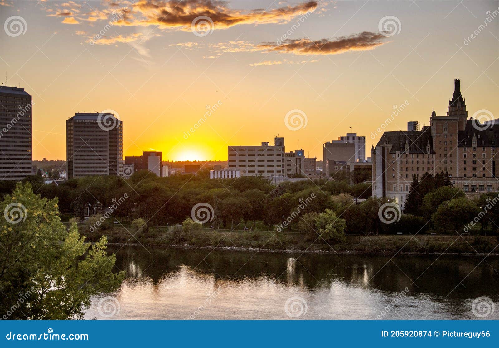 Sunset Downtown Saskatoon stock photo. Image of colours - 205920874