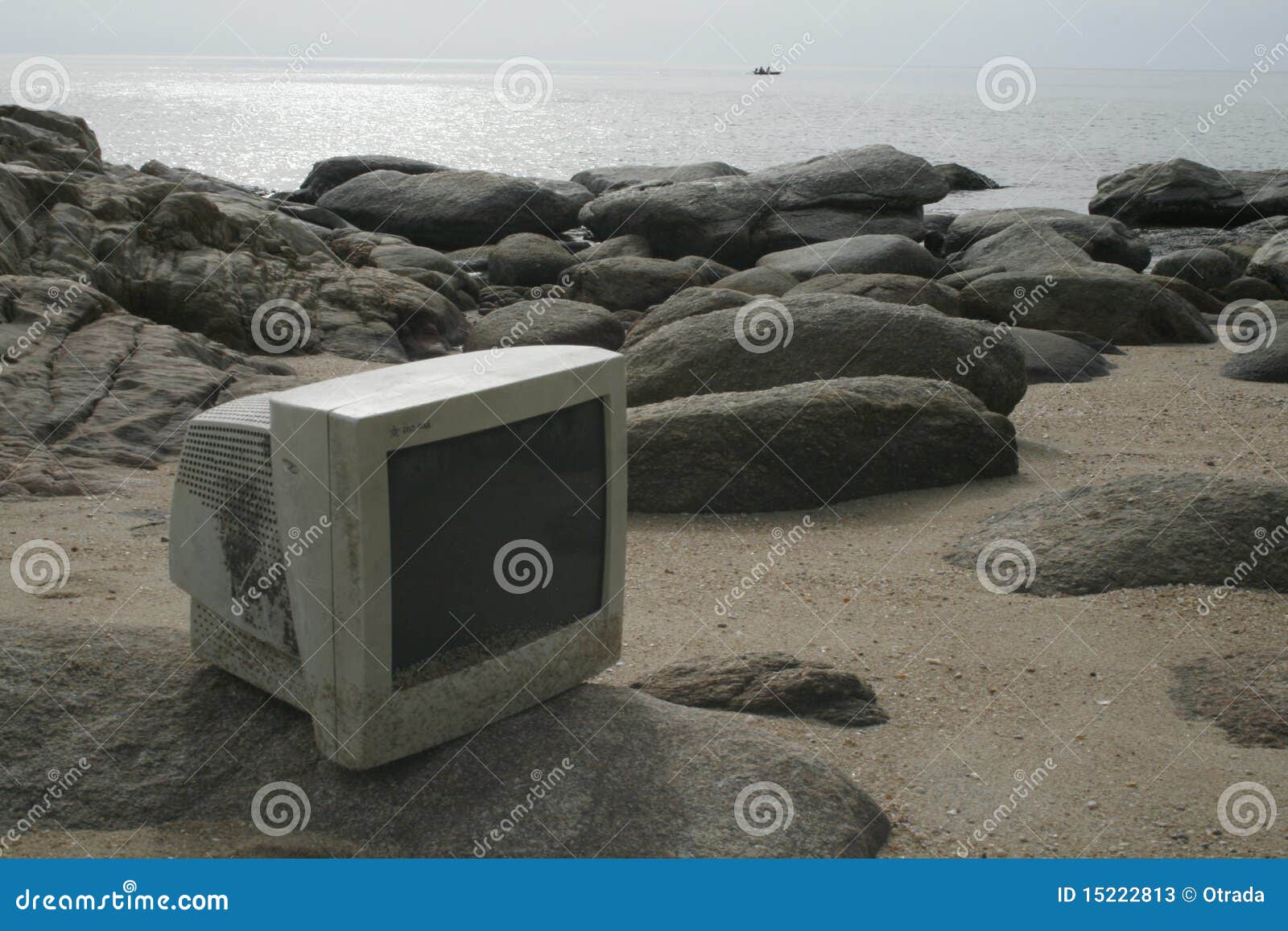 Sunset Era Tube Monitors Picture. Image: 15222813