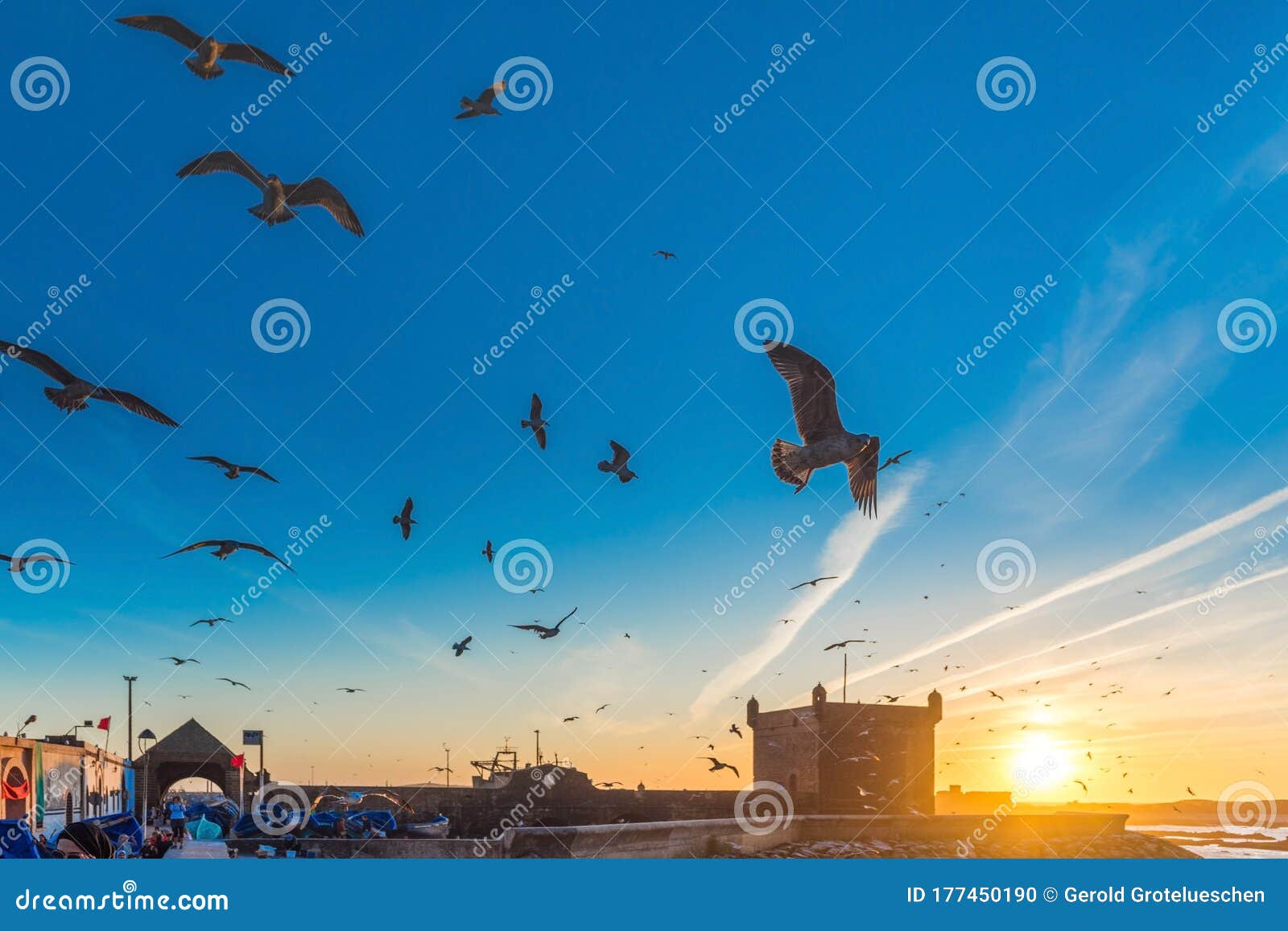 Sunset Of Fort Galle Wall And Coast Line From Inside The Fort - Sri ...