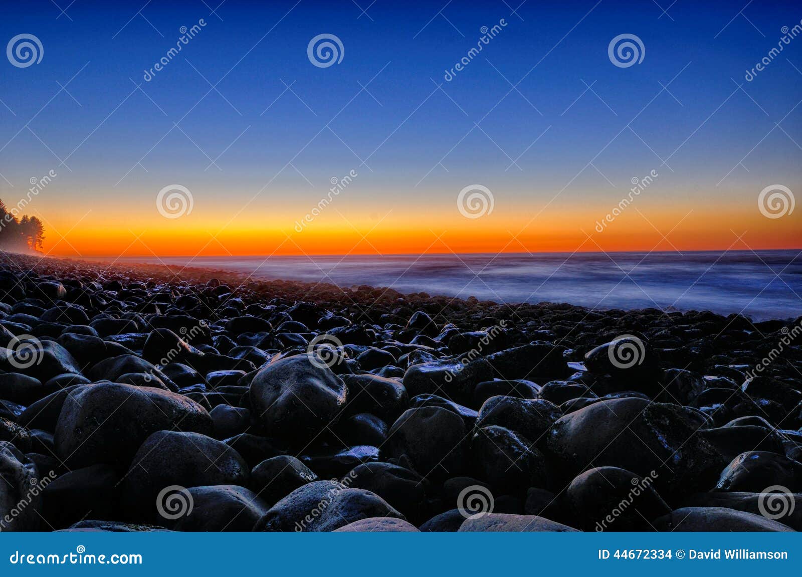 Sunset Glow Over Beach Rocks. Stock Photo - Image of oregon, nature ...