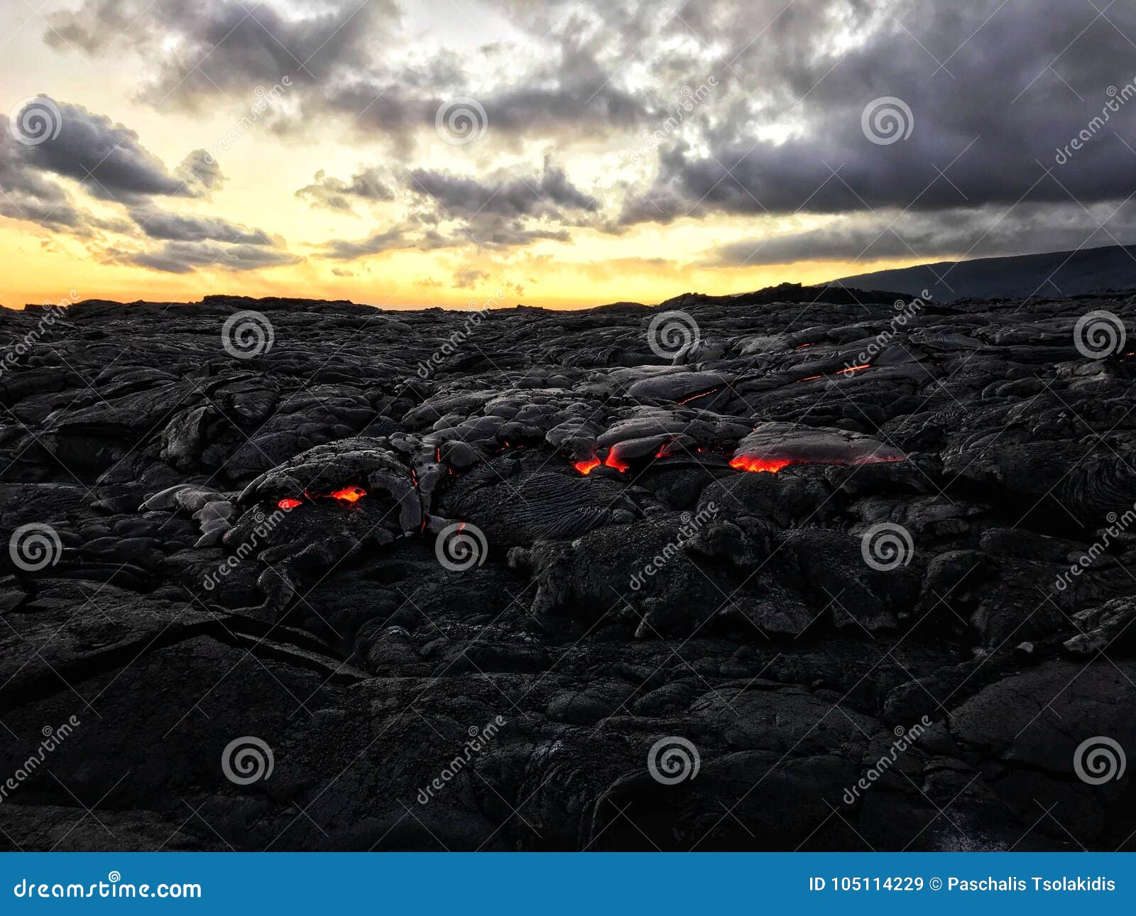 Flowing lava field stock image. Image of hawaiian, lava - 105114229