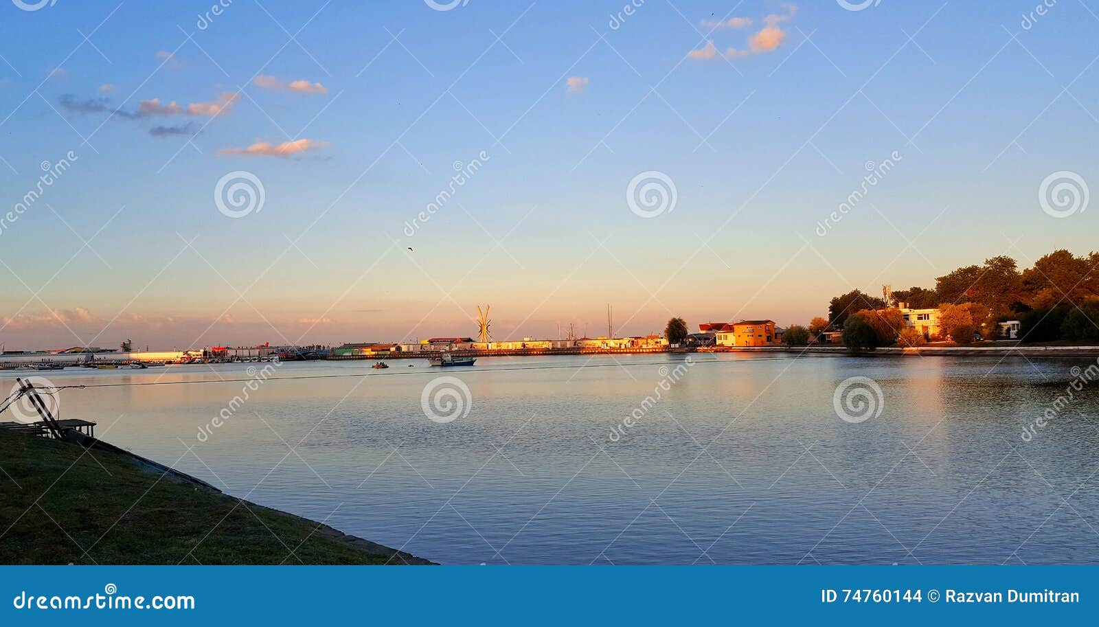 Sunset lake editorial stock image. Image of beautiful - 74760144
