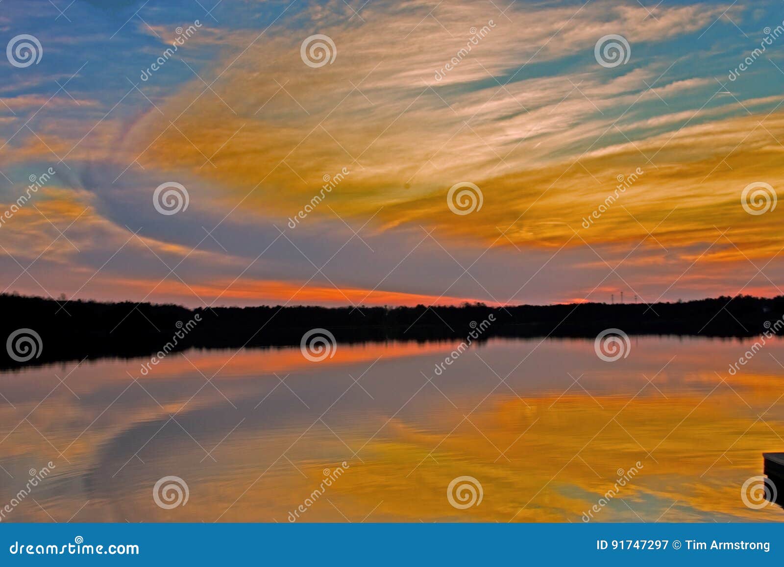Sunset at Lake Crabtree stock image. Image of clouds - 91747297