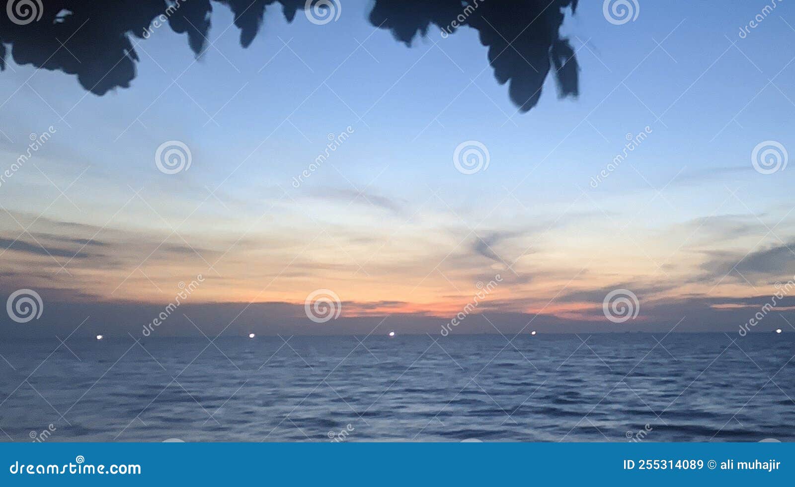 Sunset Light of the Ocean View in the Beach Stock Image - Image of ...