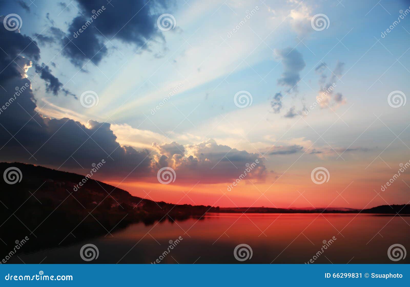 Sunset with light rays stock image. Image of horizon - 66299831