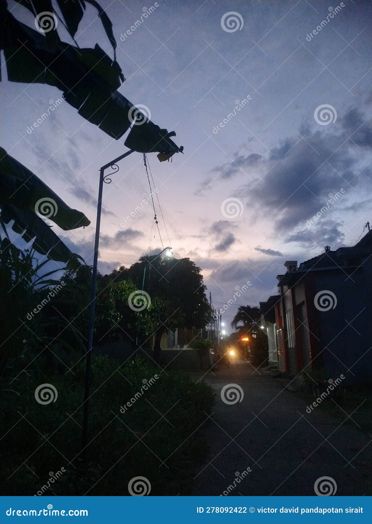The Sunset Looks Beautiful in an Alley Stock Photo - Image of sunset ...