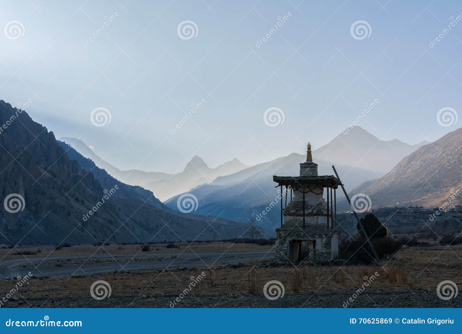 Sunset in Manang Valley, Nepal Stock Image - Image of himalayas ...