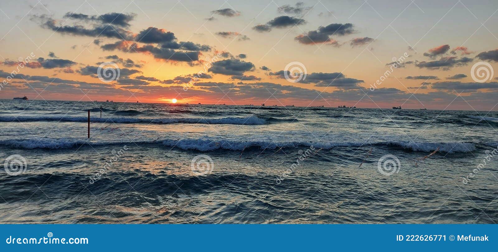 Sunset on the Mediterranean Stock Image - Image of horizon, wave: 222626771