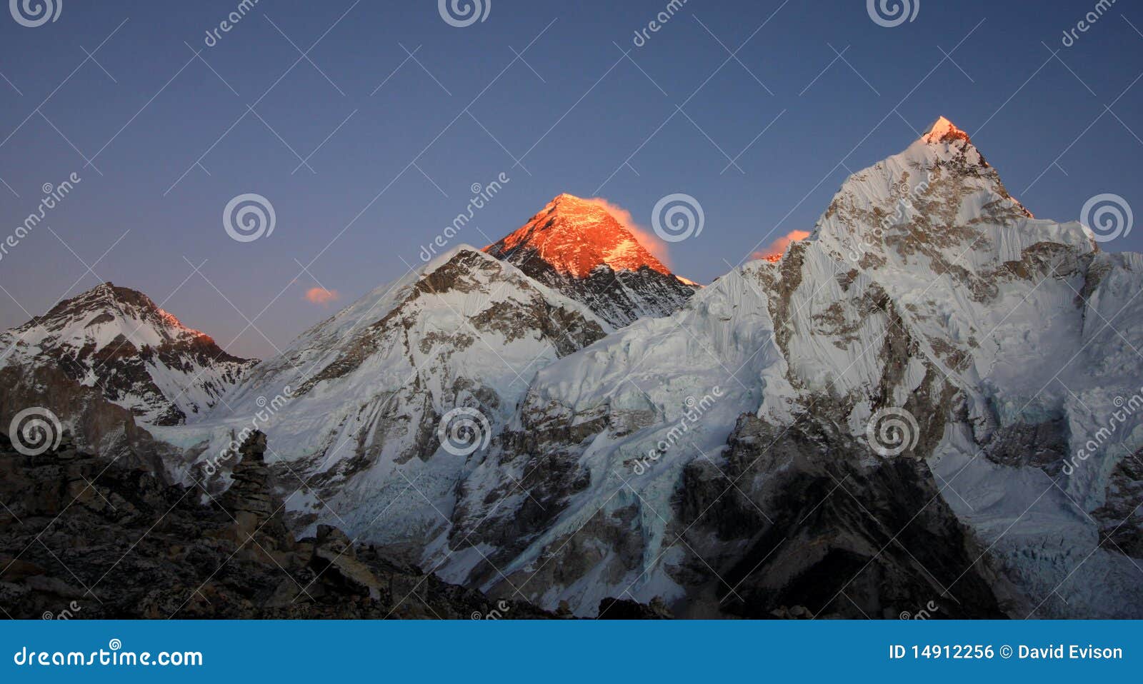 Sunset on Mount Everest stock photo. Image of himalaya - 14912256