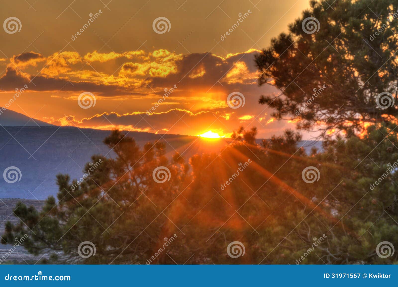 Sunset in Needles District stock image. Image of orange - 31971567