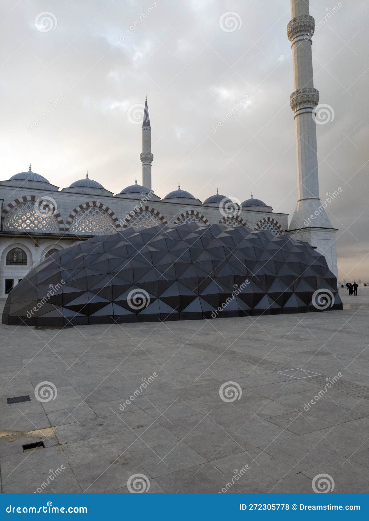 Sunset in New Camlica Mosque Stock Photo - Image of giant, asia: 272305778
