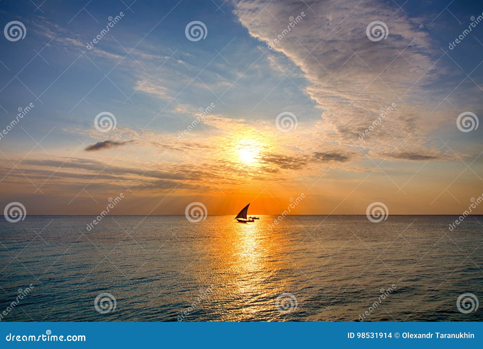 Sunset in the Ocean with Boat Stock Photo - Image of color, beach: 98531914