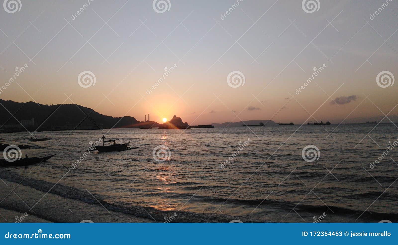 Mountain rage near shore stock image. Image of ocean - 172354453