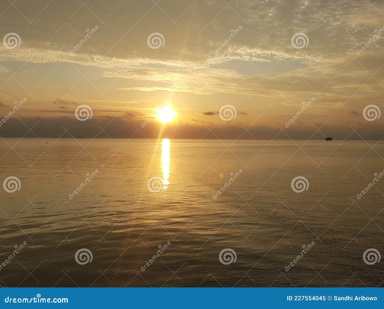 Sunset in offshore stock image. Image of sunset, horizon - 227554045