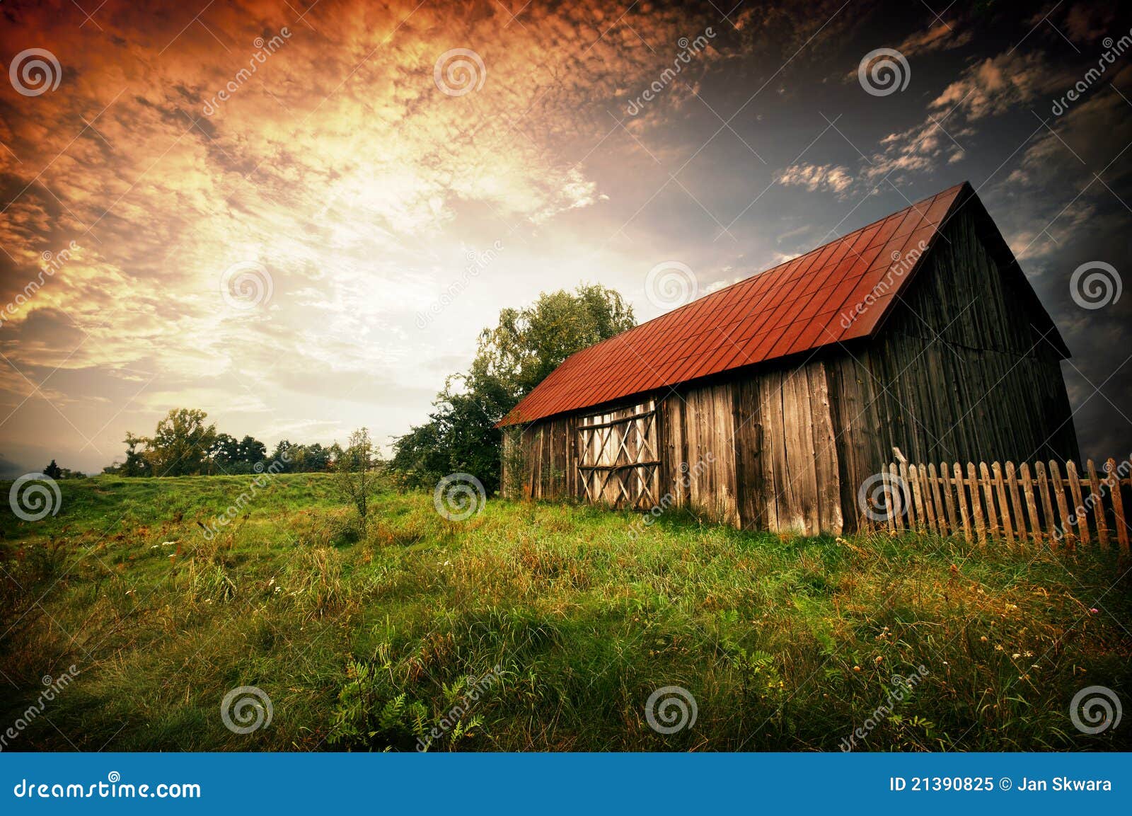 Sunset by an old barn stock image. Image of ranch, country - 21390825
