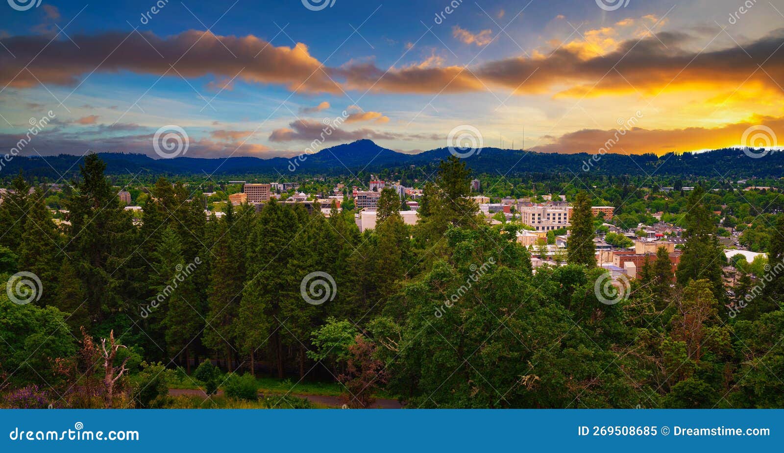 Sunset Over Eugene, Oregon, from Skinner Butte Lookout Stock Image ...