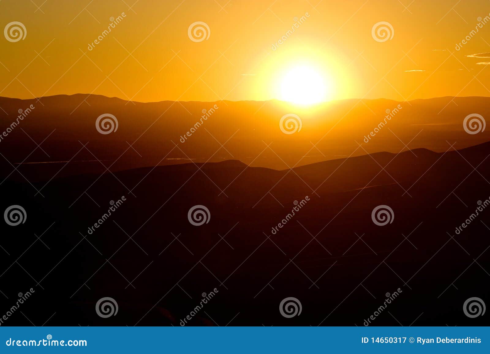 Sunset Over the Great Sand Dunes Stock Image - Image of yellow, orange ...