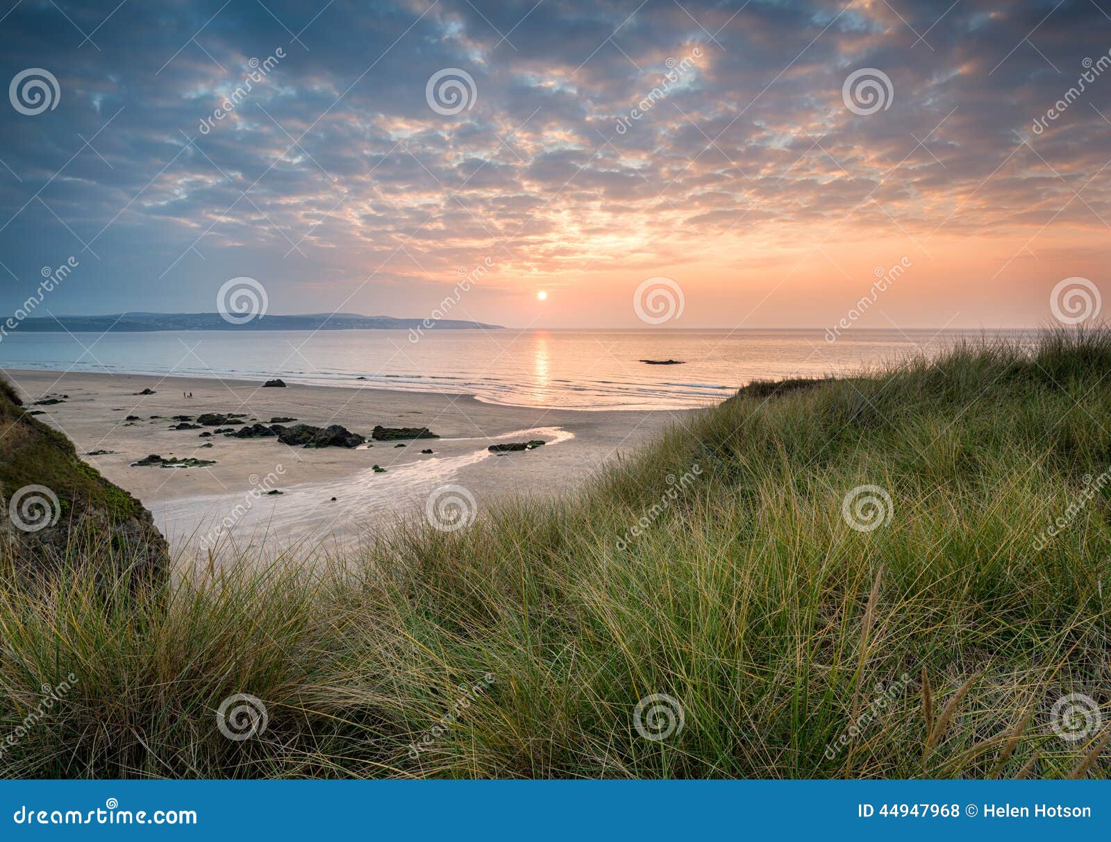 Sunset over Hayle Beach stock photo. Image of dusk, country - 44947968