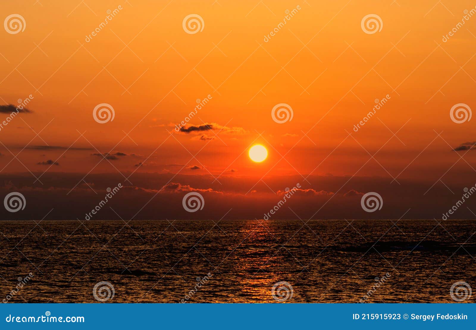 Sunset Over Ocean. Summer Evening Stock Image - Image of horizon, light ...