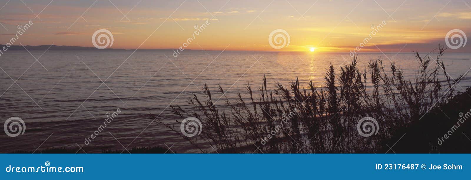 Sunset over Pacific Ocean stock image. Image of american - 23176487
