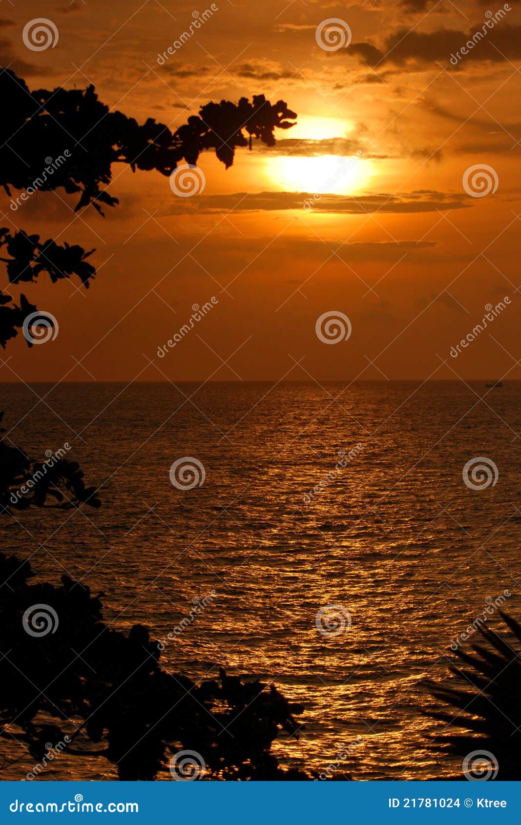 Sunset over sea stock photo. Image of pattern, autumn - 21781024