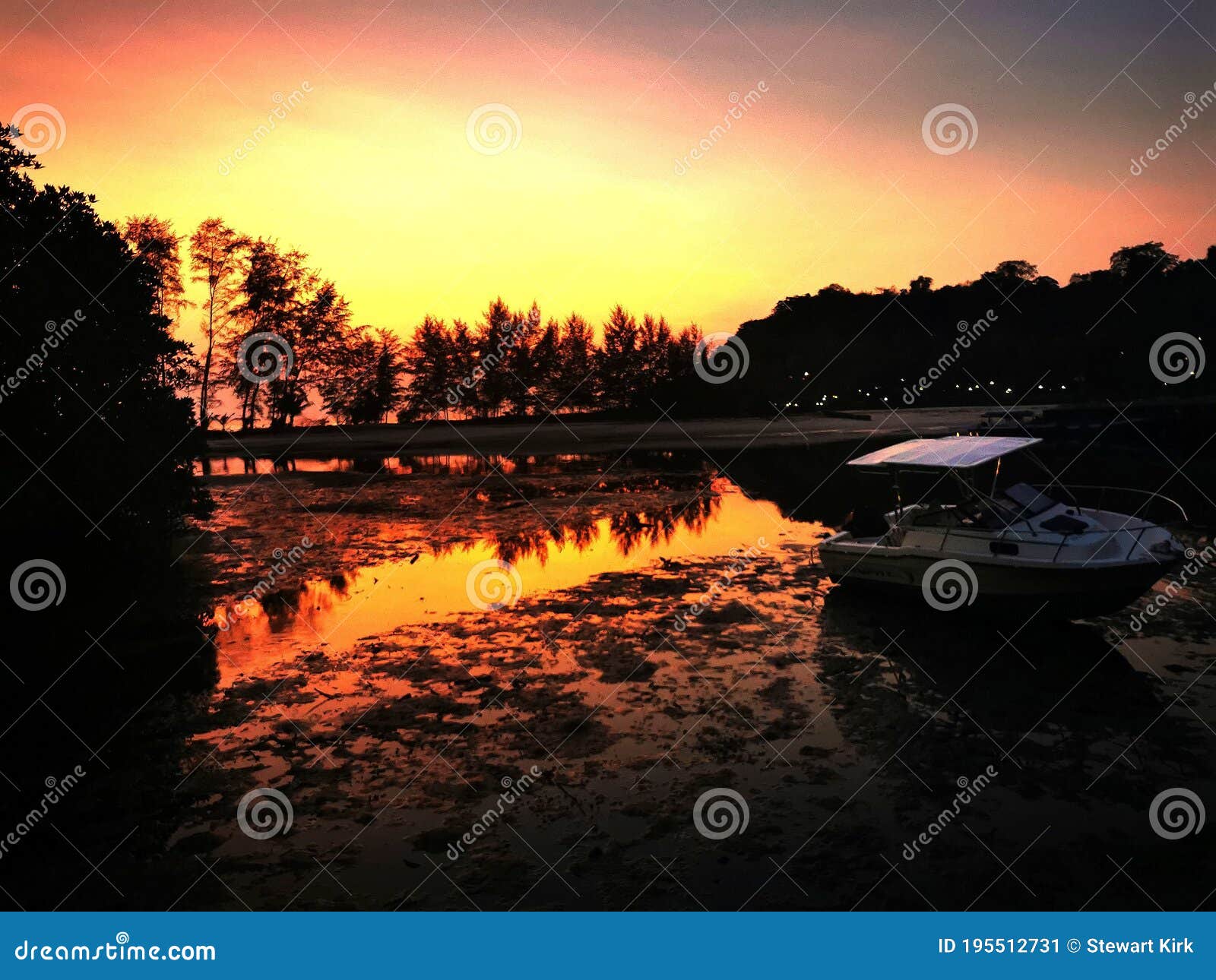 Sunset Over Tidal Beachfront Stock Image - Image of seascape, sunrise ...