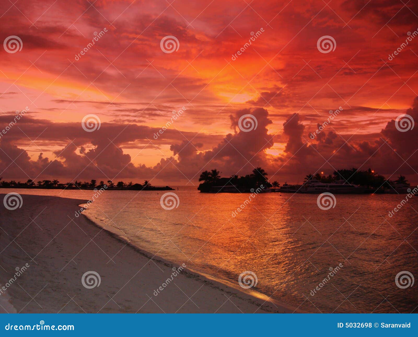 Sunset over tropical beach stock photo. Image of beauty - 5032698