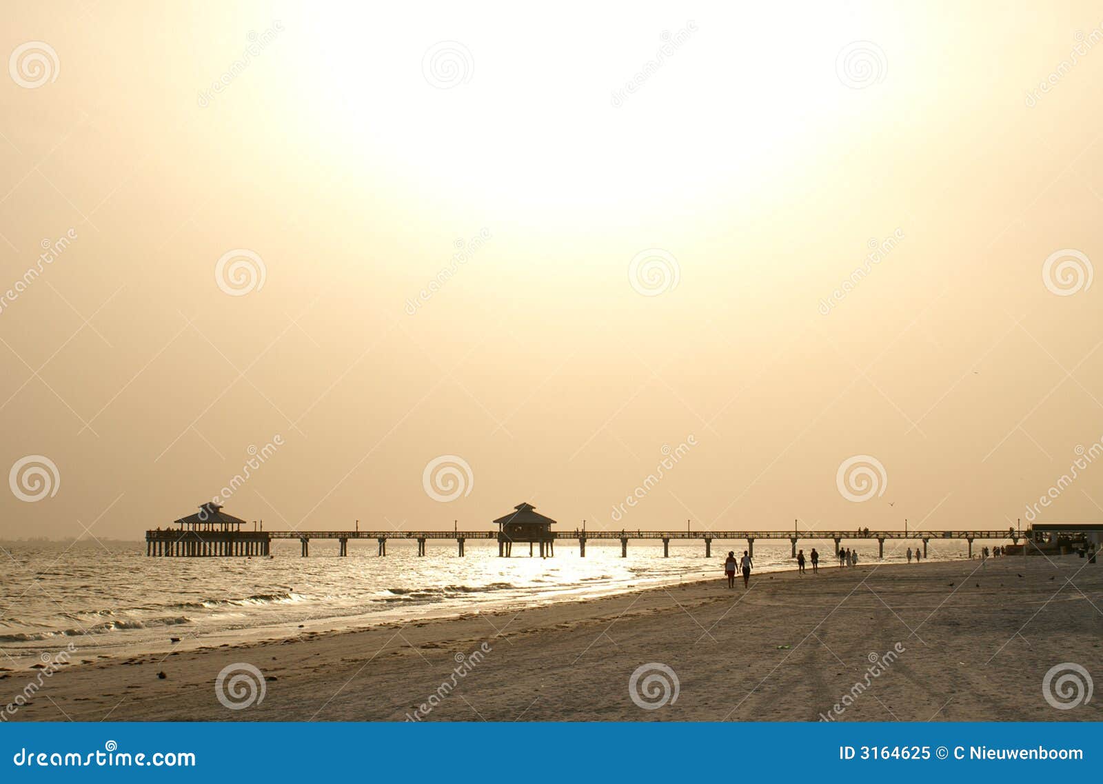 Sunset @ the pier stock image. Image of pier, romantic - 3164625