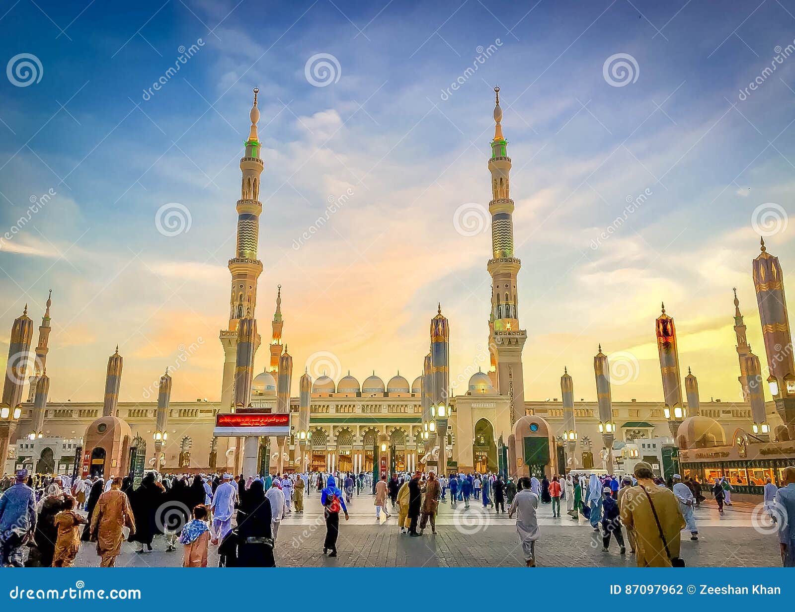 Sunset at Prophet Mohammed Mosque Editorial Photography - Image of ...