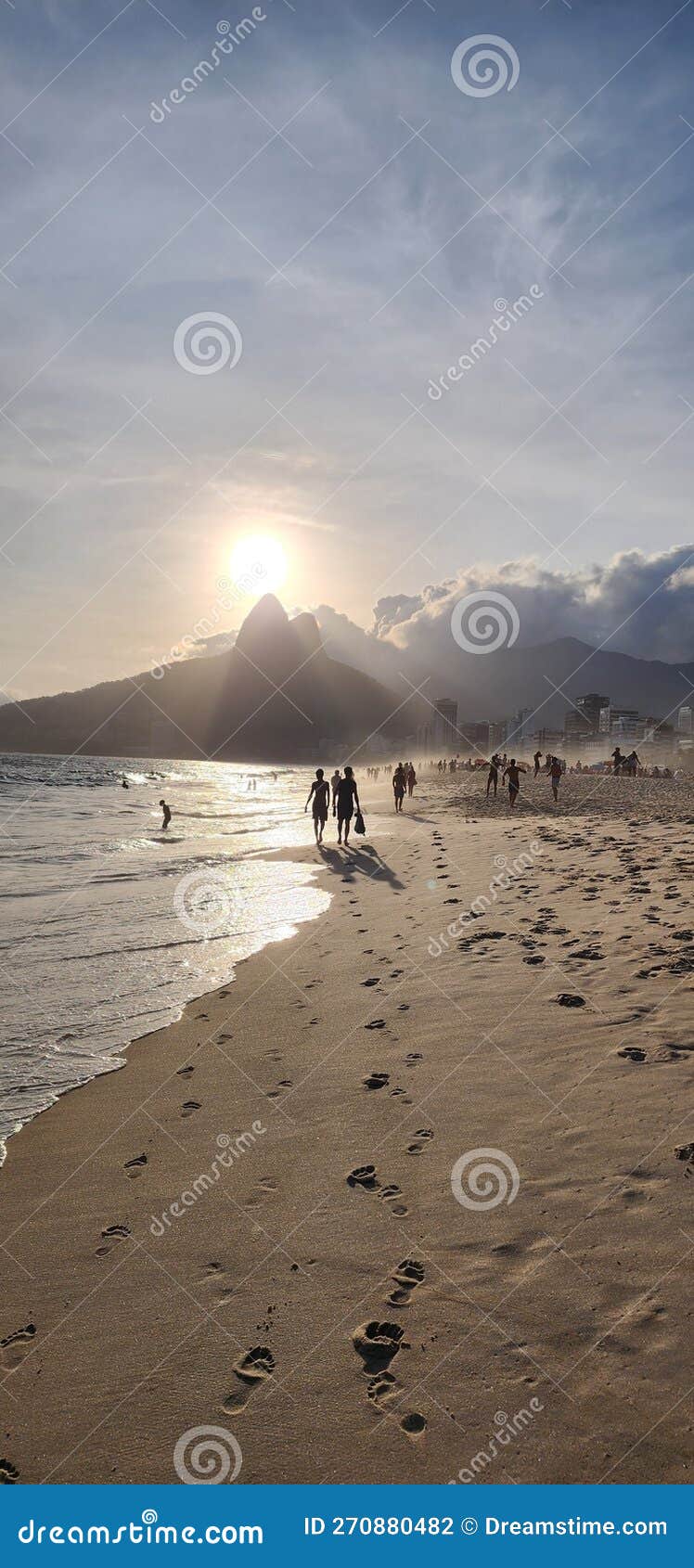 Sunset in Rio De Janeiro Ipanema Beach Editorial Photography - Image of ...