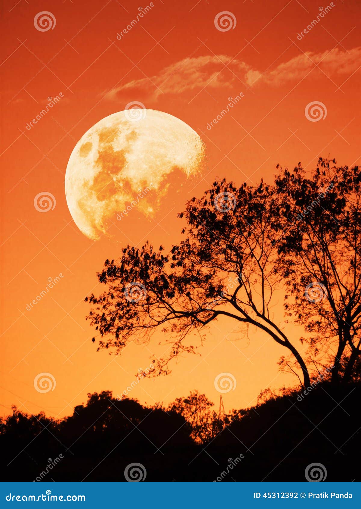 Sunset and the rising moon stock photo. Image of horizon - 45312392