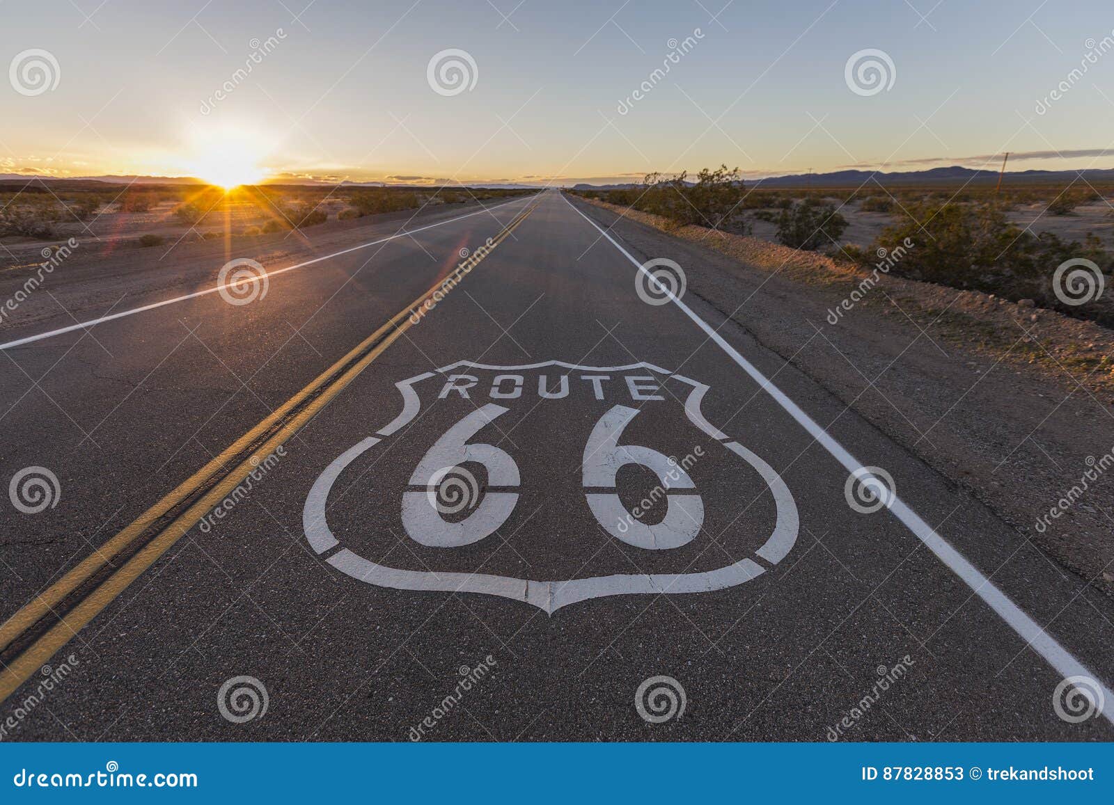 Sunset on Route 66 editorial stock photo. Image of mojave - 87828853