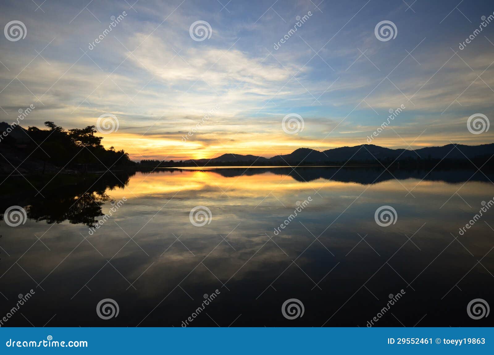 Sunset scene on lake stock image. Image of dramatic, morning - 29552461
