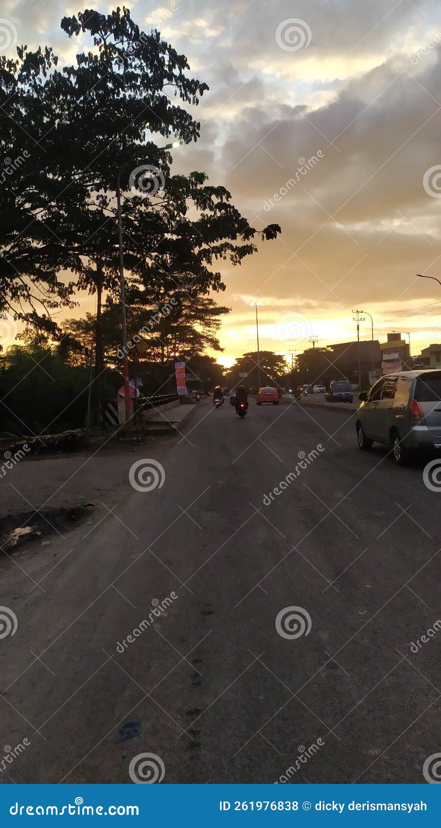 Sunset As Seen From Shore Below Jetty At Changi Board Walk. In The ...