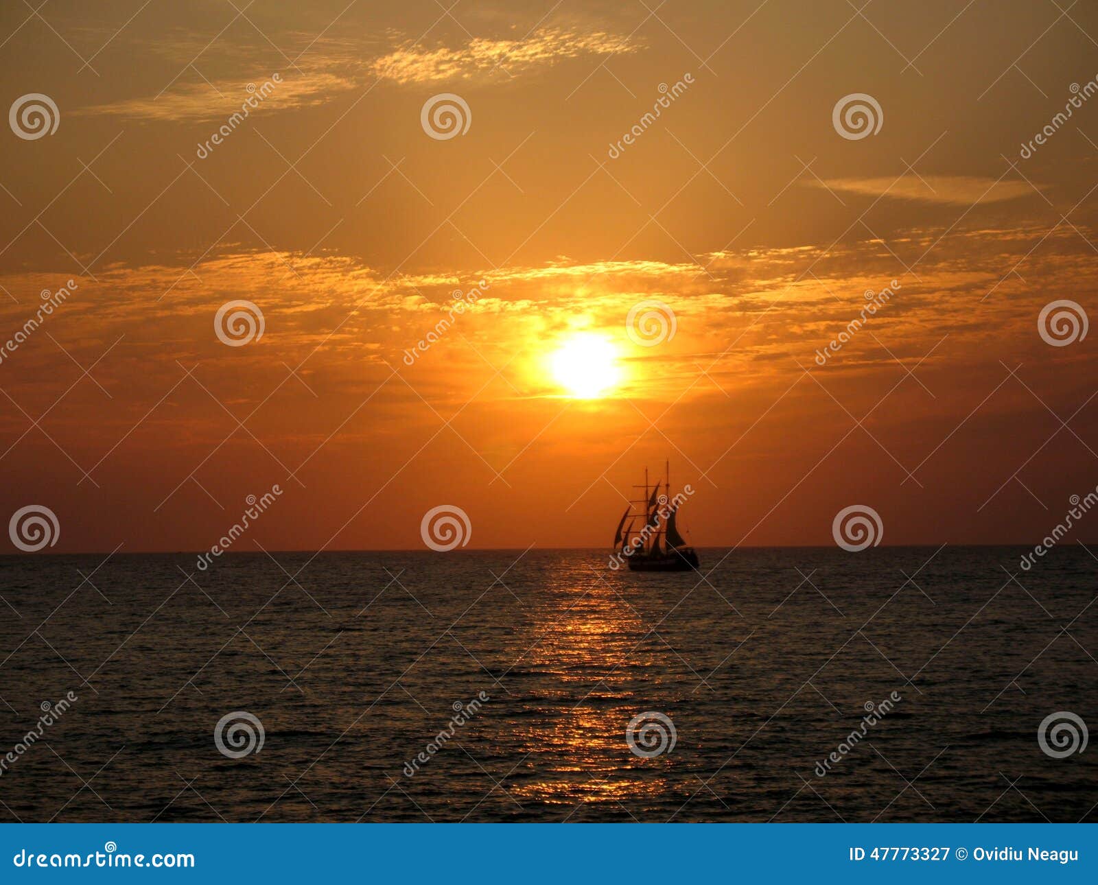 Sunset and Ships on the Sea Stock Image - Image of rock, water: 47773327