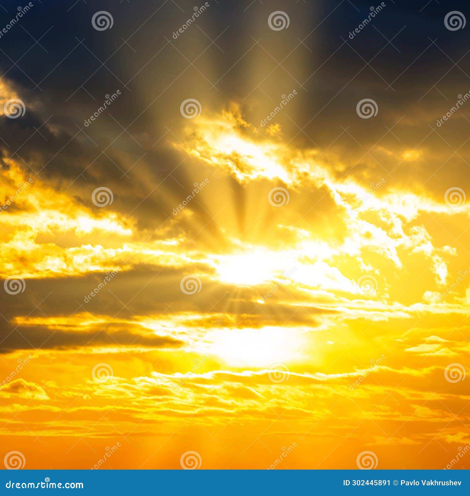 Sunset Sky with Sunset Clouds and Sun Rays Stock Image - Image of rays ...