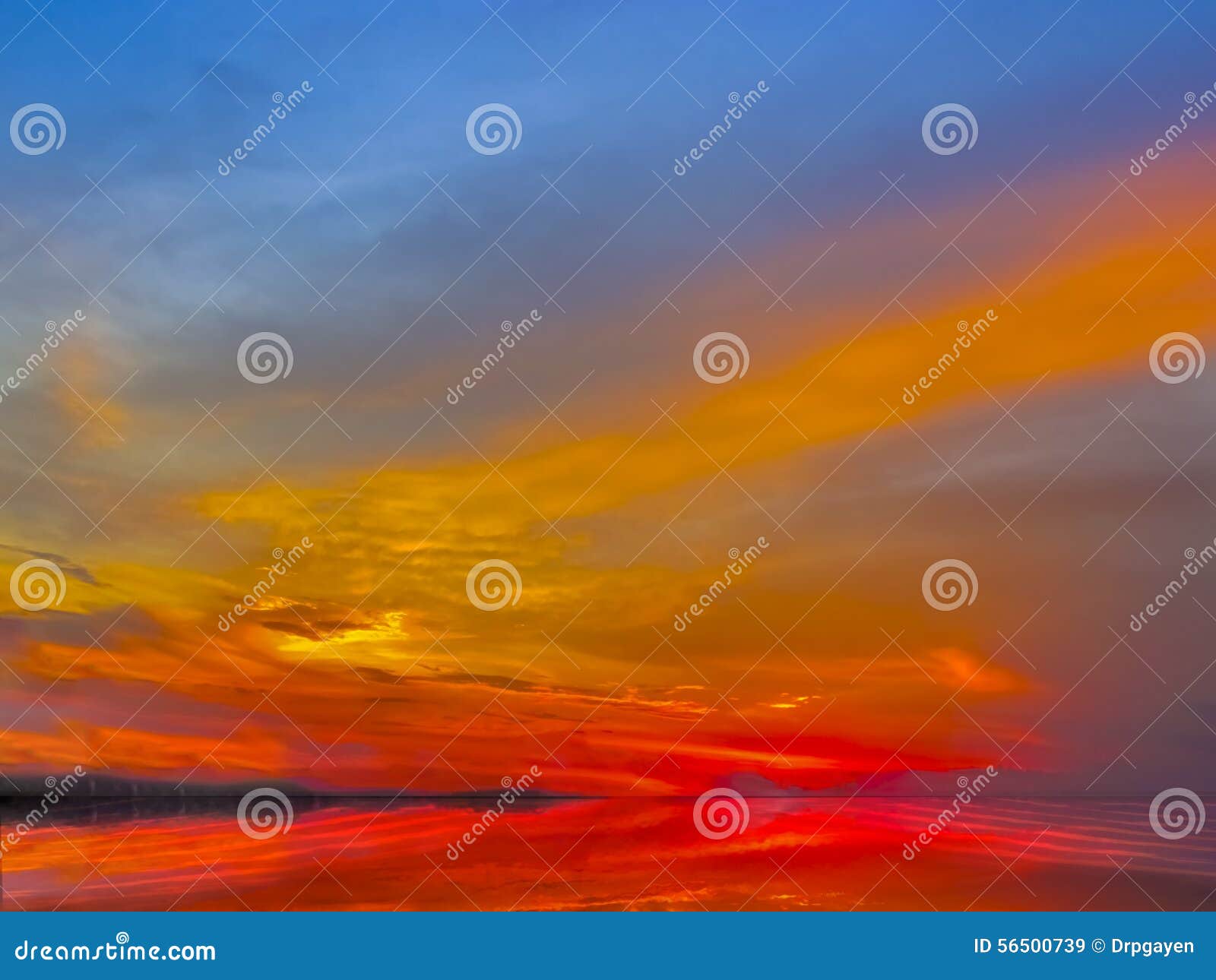 Sunset Sky of Deep Multiple Colors Scattered Rays of Lights Stock Image ...