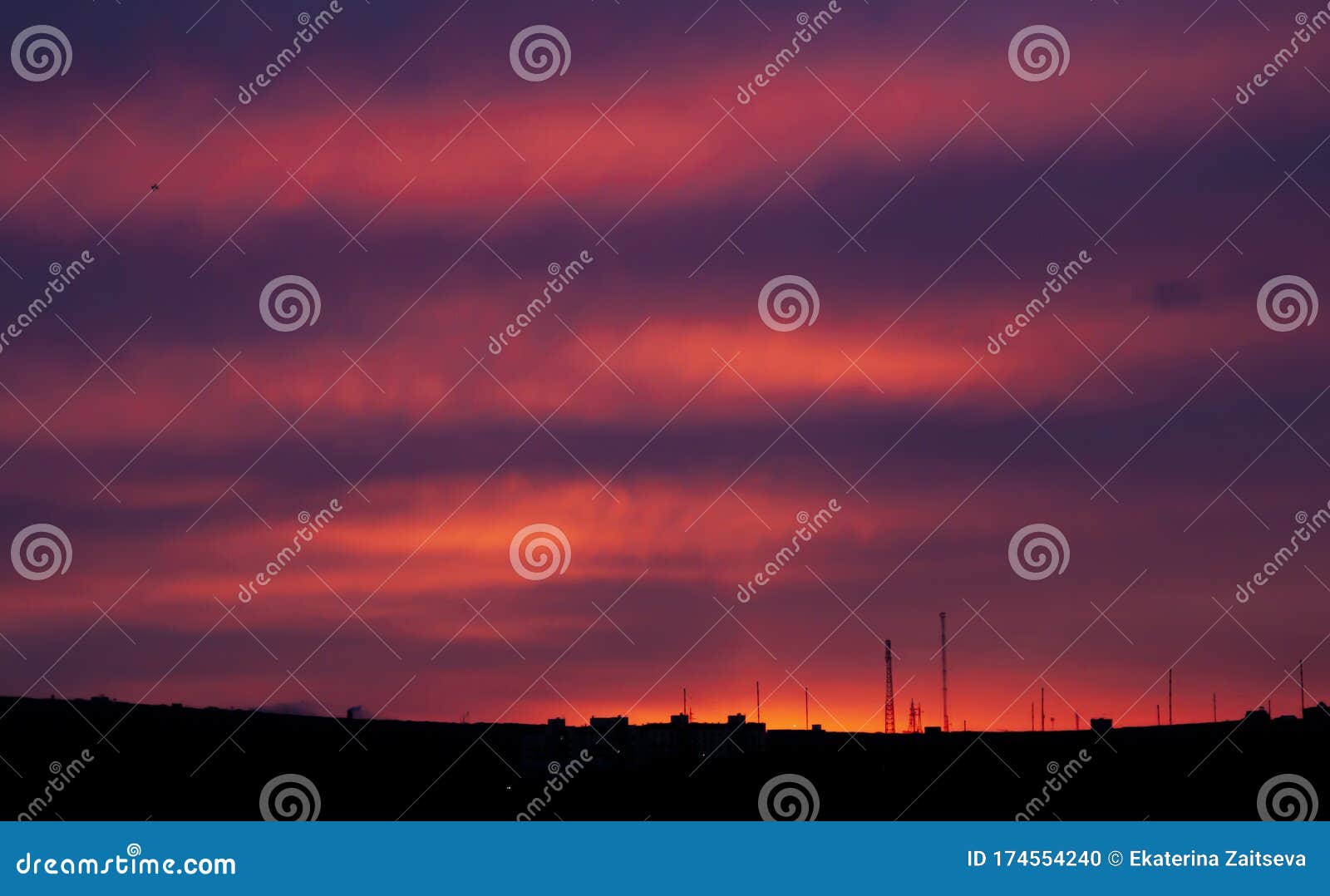 Sunset Sky. Dramatic Cloudy Golden Purple Sunrise Stock Photo - Image ...