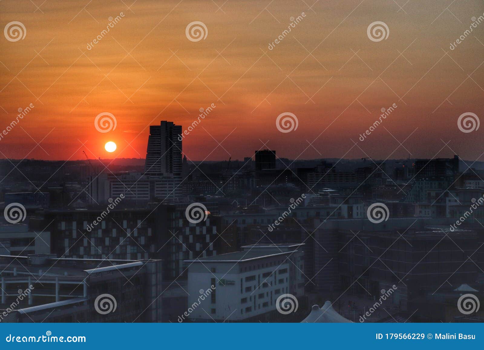 Sunset sky line of Leeds stock image. Image of days - 179566229