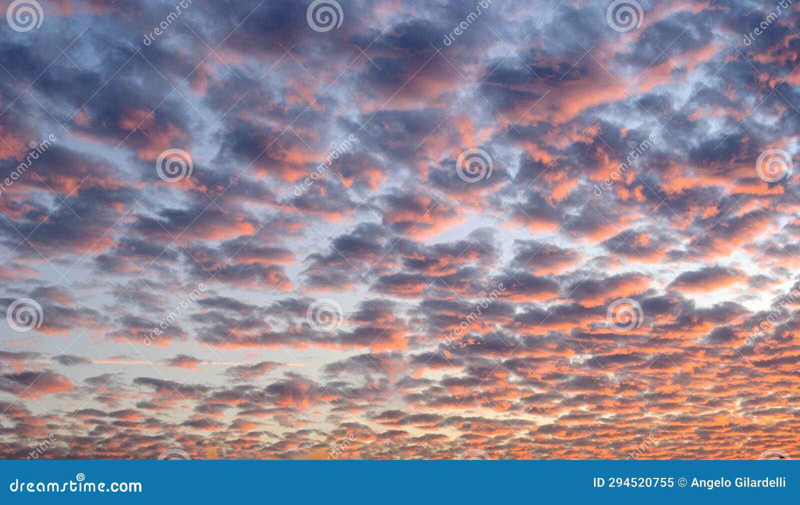 Sunset - Sky with Sun Light on the Clouds - Amazing Natural Background ...