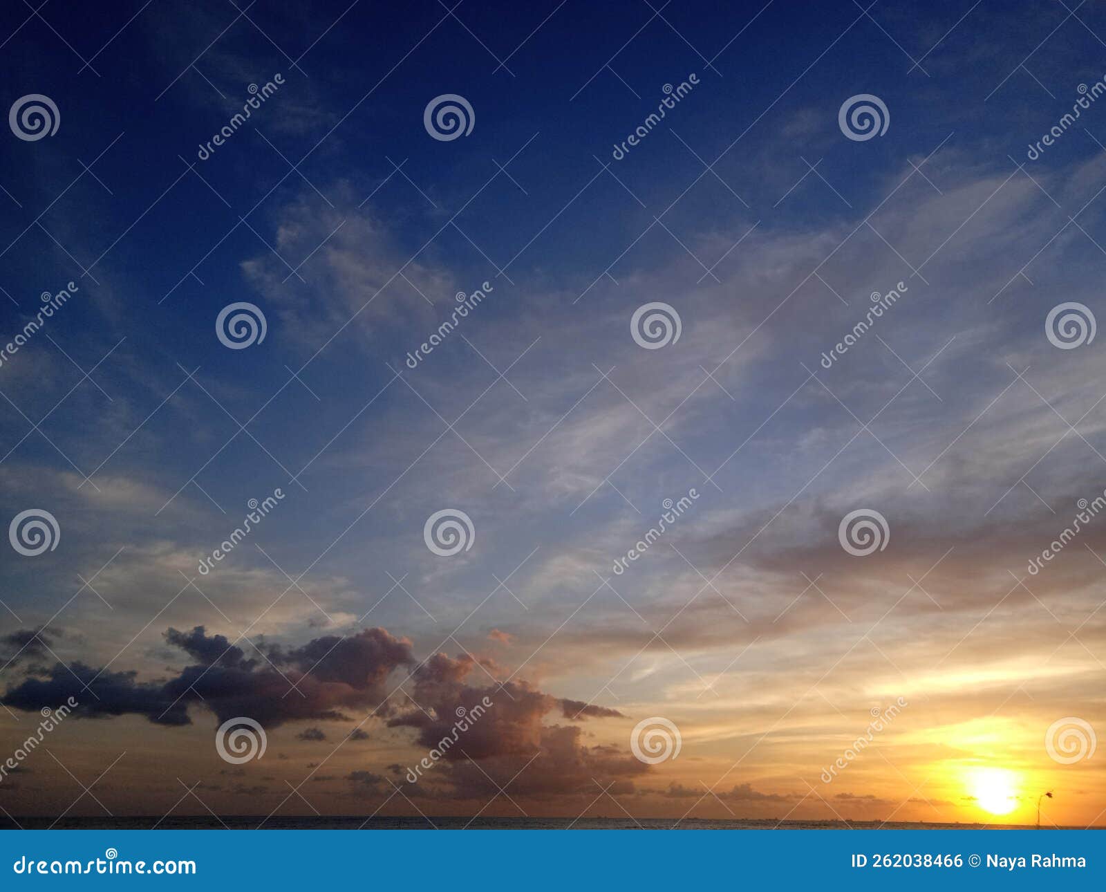 Sunset Sky View in the Edge of Horizon at Beach Stock Photo - Image of ...